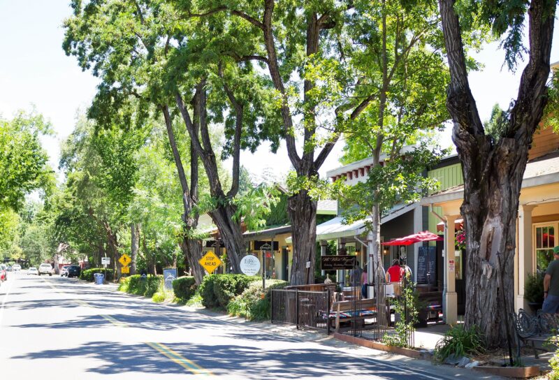 Murphys California Wine Country: Best Wineries & Where to Eat in This ...