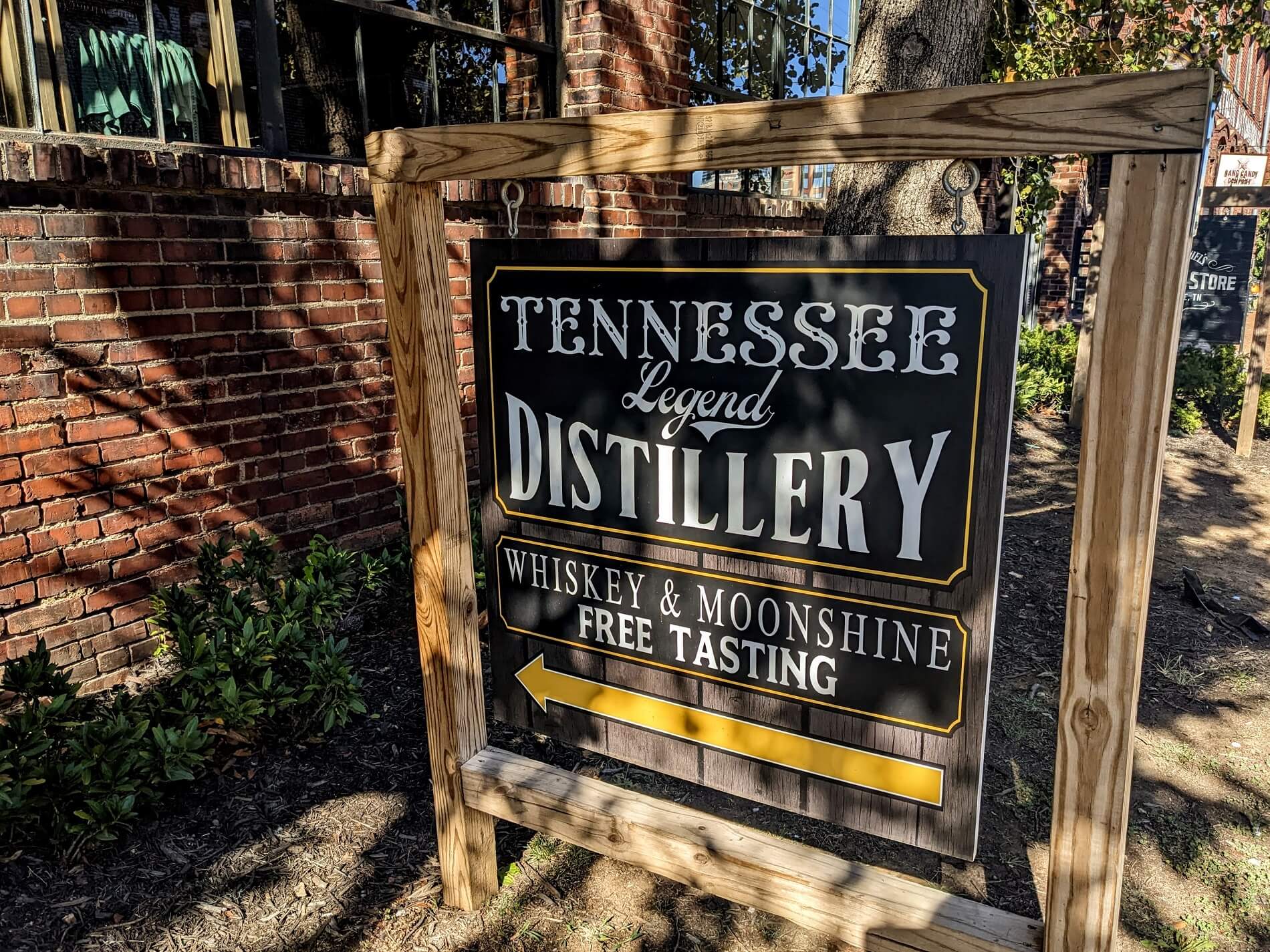 How to Plan a DIY Nashville Distillery Tour: The Perfect Half-Day ...