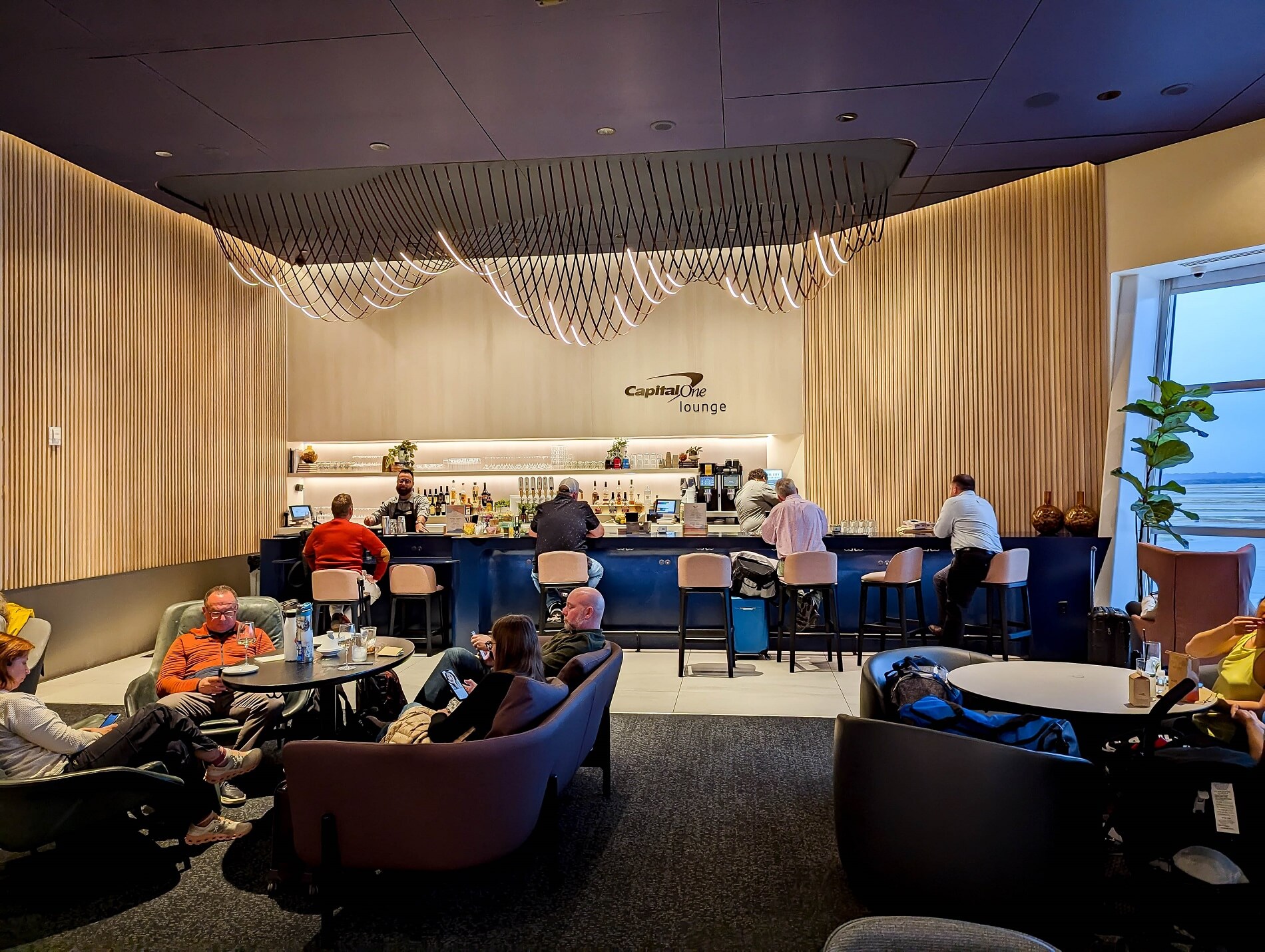 DFW Capital One Lounge Review From a First-Time Lounge Visitor ...