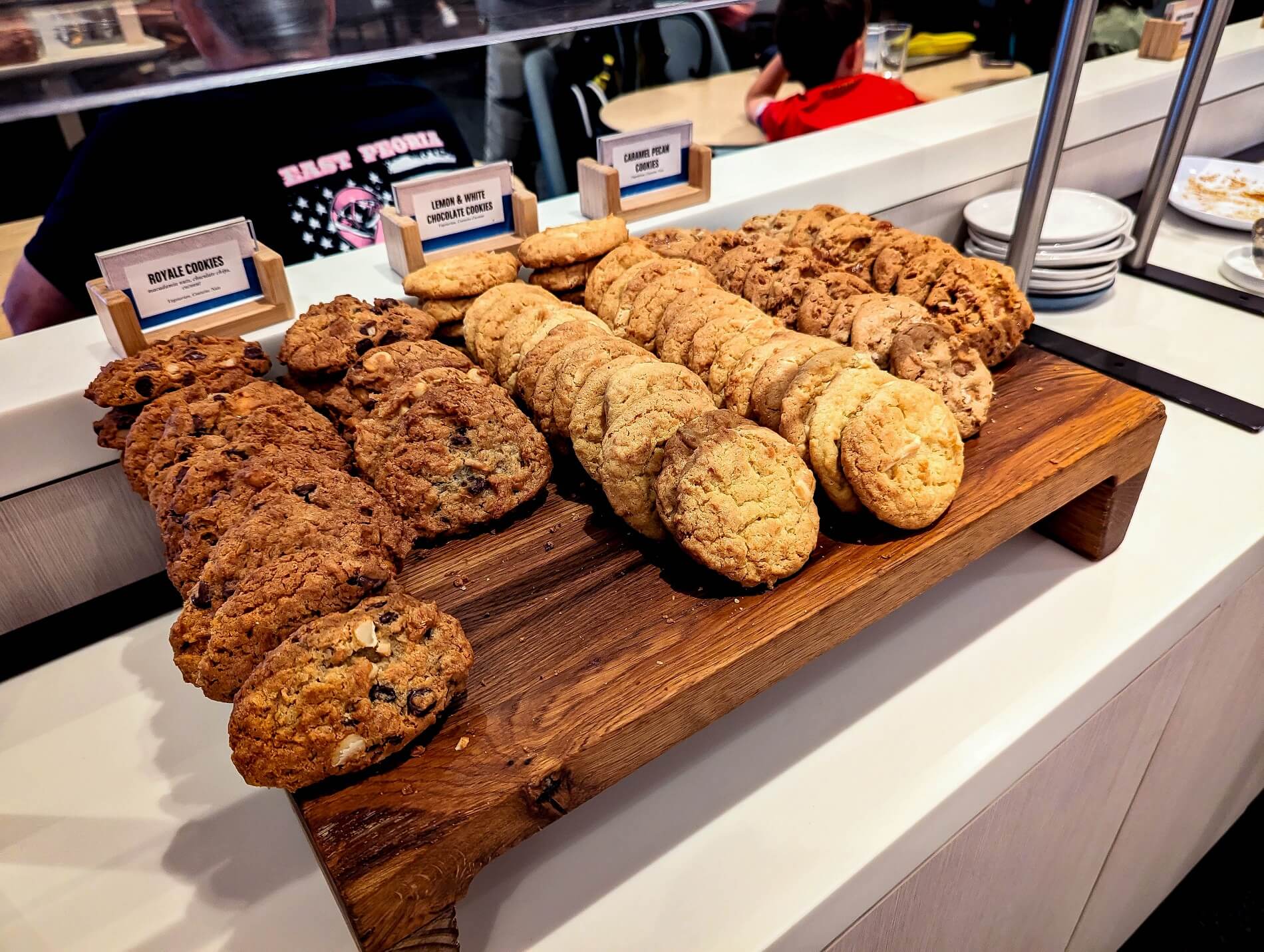 DFW Capital One Lounge Review From a First-Time Lounge Visitor ...