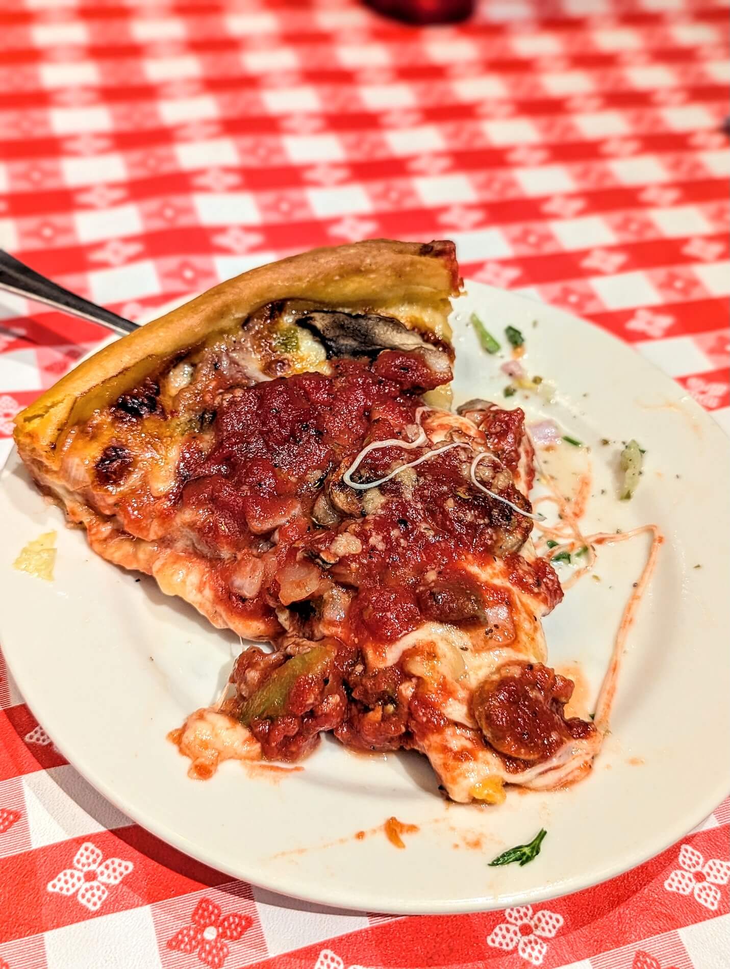 Best Deep Dish Pizza in Chicago: The Ultimate Deep Dish Showdown ...